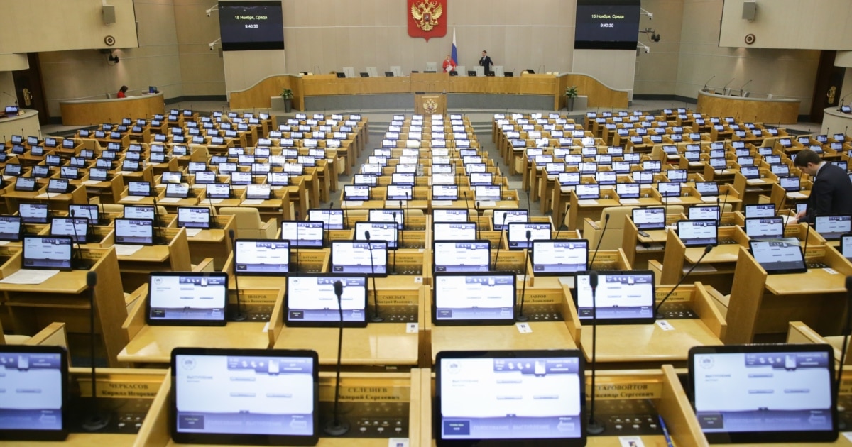 Russian Lawmakers Approve Extension Of Key Nuke Pact With U.S.