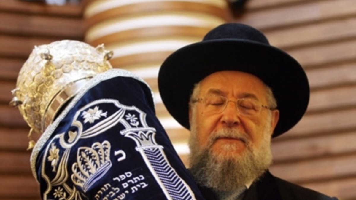 Germany: Berlin Facing Challenge Of Assimilating Russian-Speaking Jews