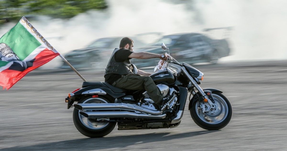 "Чечня выплывает из общего правового поля"