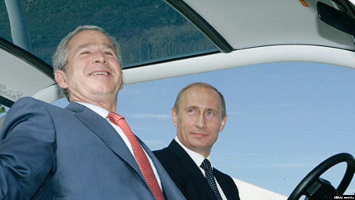 Russia: Observer Says Bush-Putin Friendship 'A Myth'