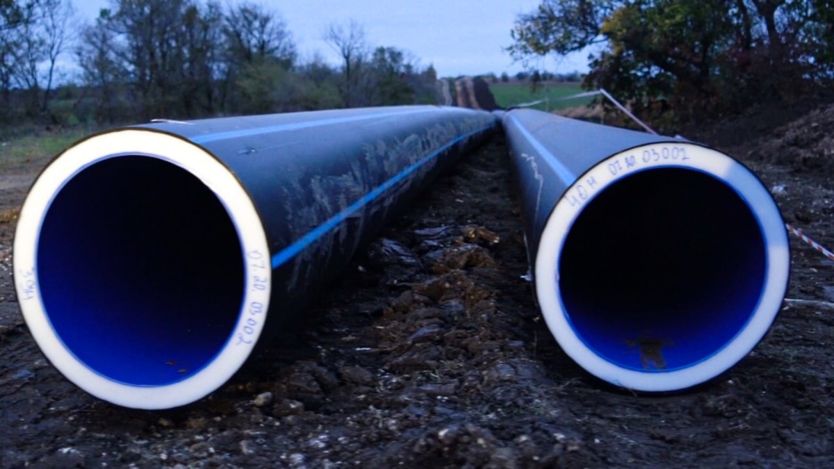 Губернатор Ленобласти пообещал подключить коммуникации к ...