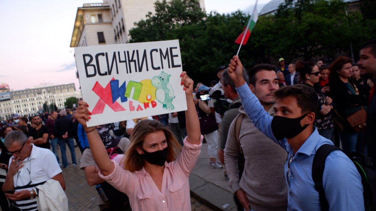 Комисията за защита на конкуренцията наложи глоба на Хиполенд заради