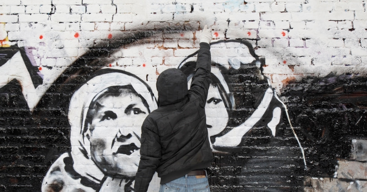 Graffiti Artist 'Russian Banksy' Reported Dead