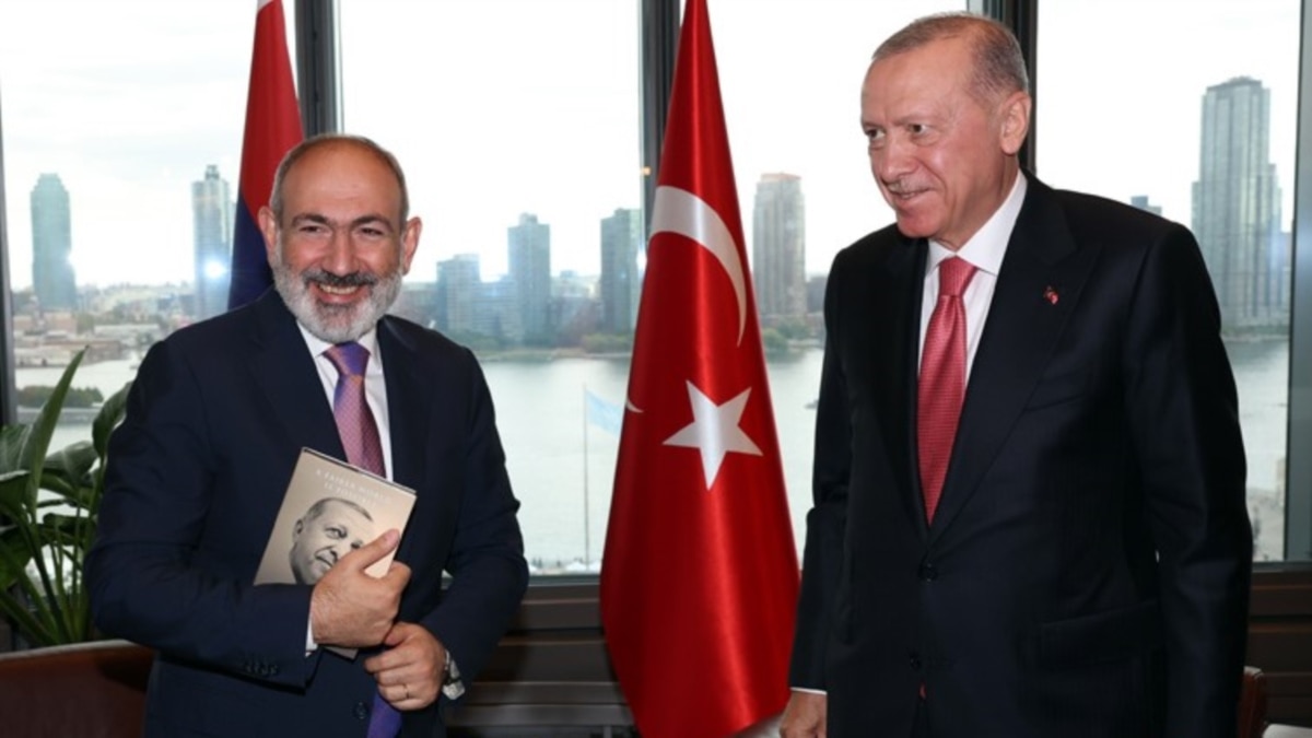 Erdogan, Pashinian Meet In New York