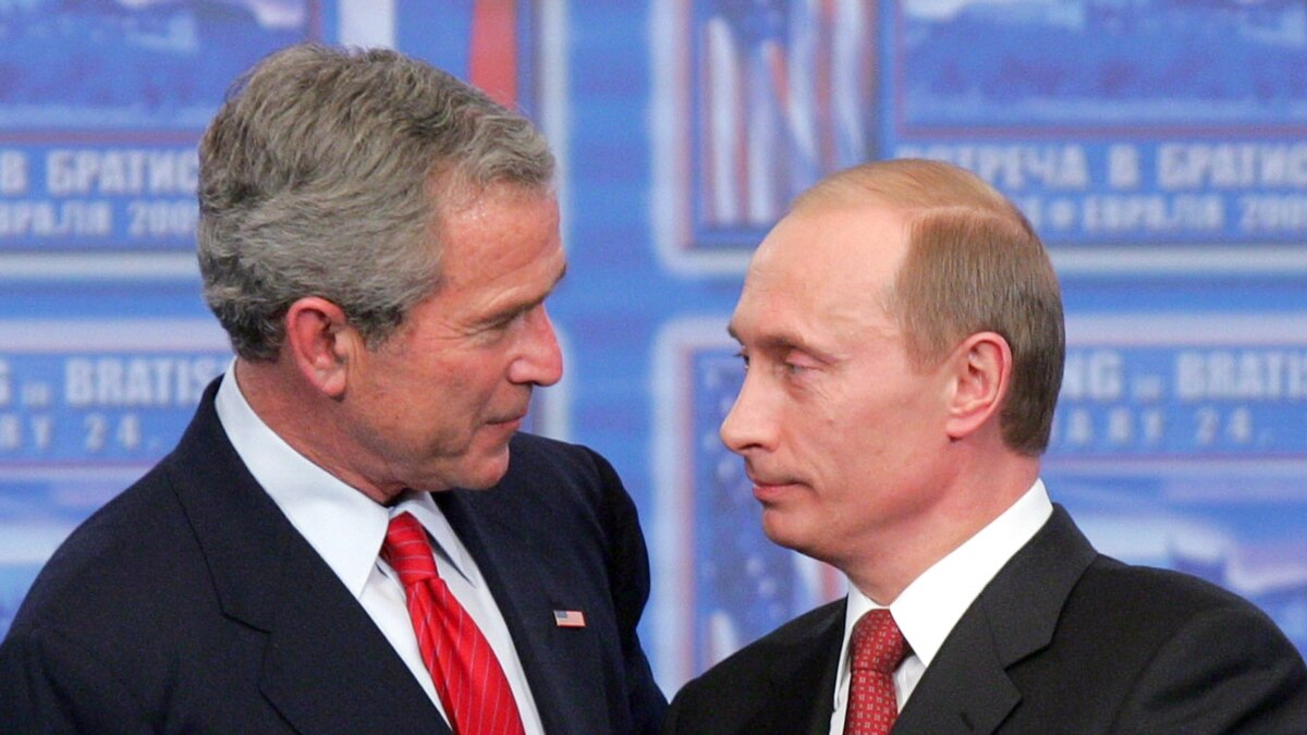 Interview: NYT White House Correspondent On What Every President Gets ...