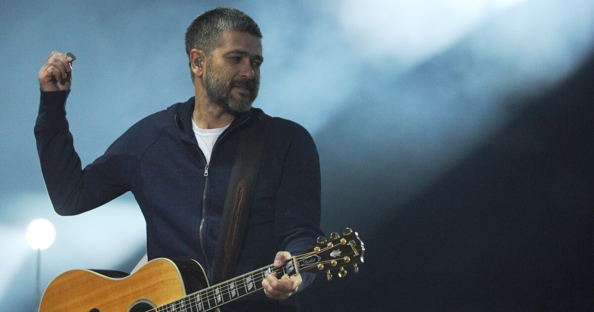 Russia Cancels Rock Group's Performance After Singer Dedicates Song To ...