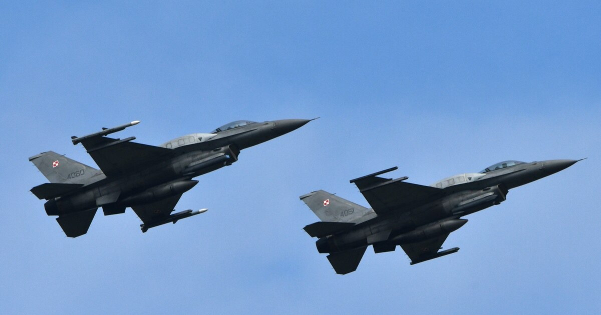 Finlanda participă cu avioane de luptă la misiunea de protecție a NATO ...