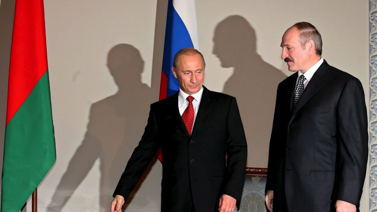Russian, Belarusian Presidents Defend Union