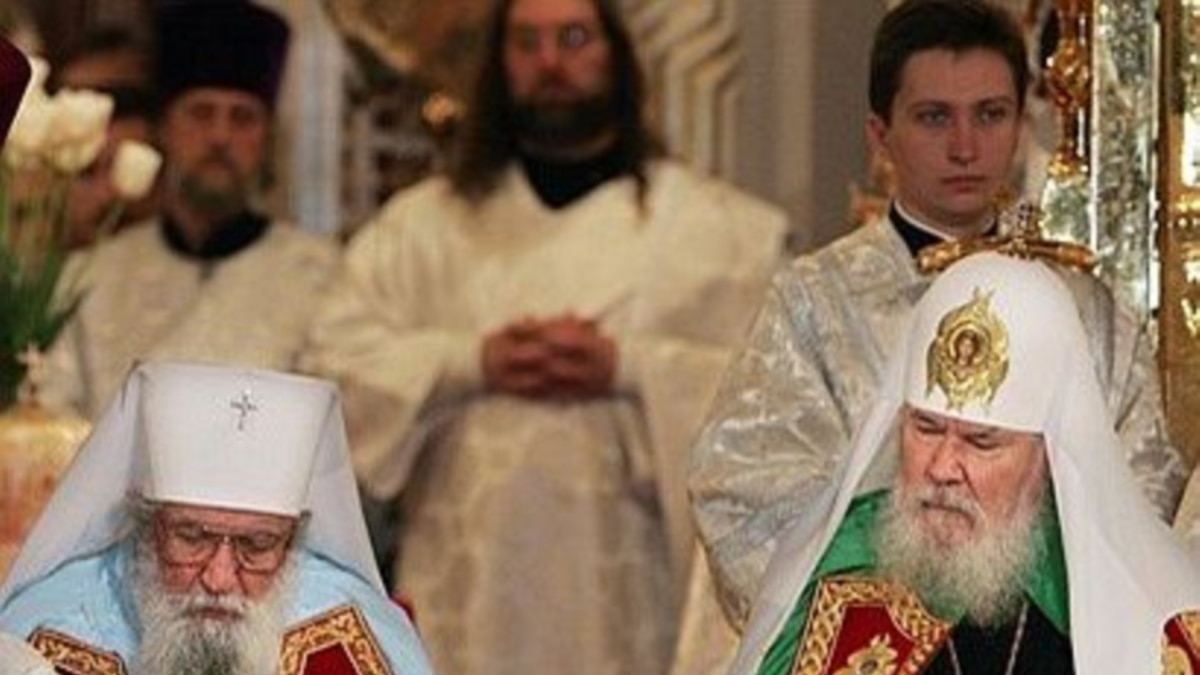 Russian Orthodox Churches Unite