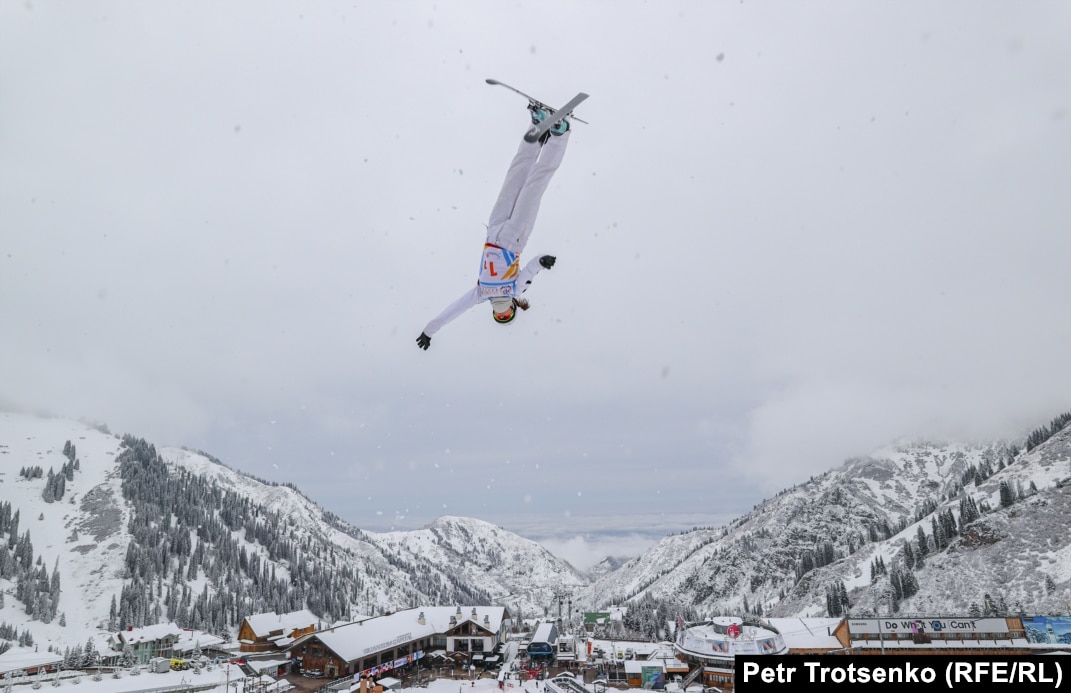 Freestyle Skiing Aerials