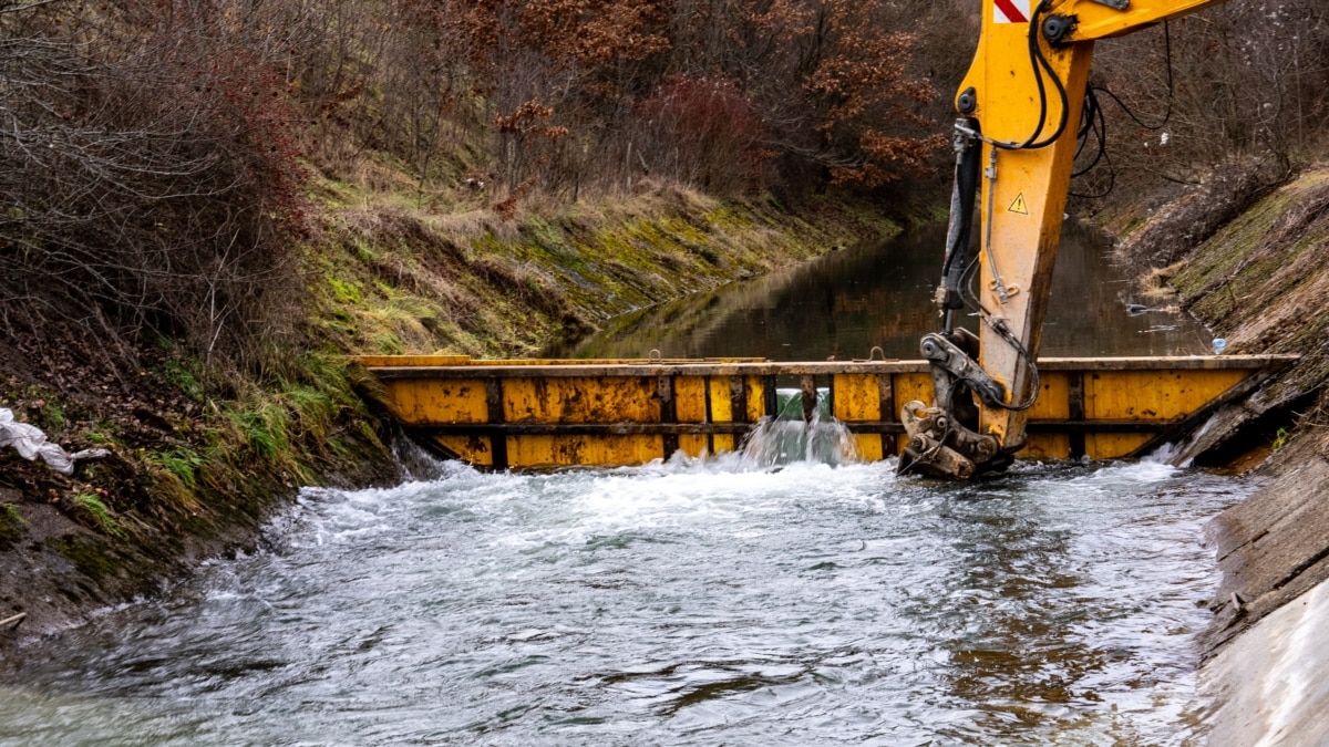 Kthehen reduktimet e ujit në tri komuna