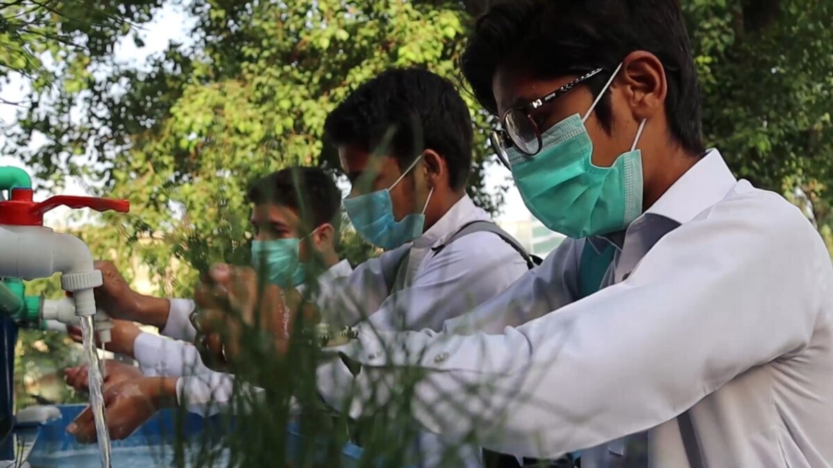 Students Across Pakistan Return To Classes After Six-Month Break