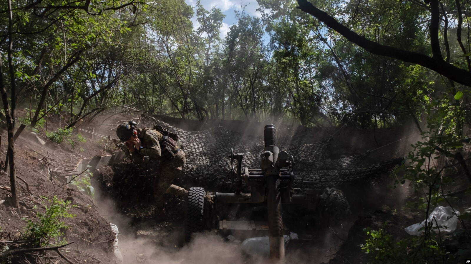 Генштаб війська РФ «значно активізувалися на Курахівському напрямку Читайте на Ukr Net