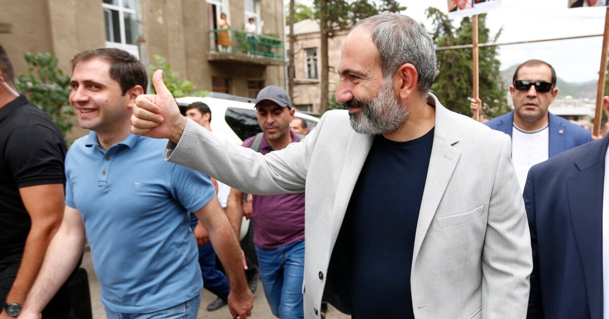 Dashnaks Free To Quit Government, Says Pashinian