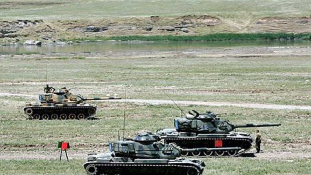 Iraq: Turkish Troops Near Border Spark Invasion Reports