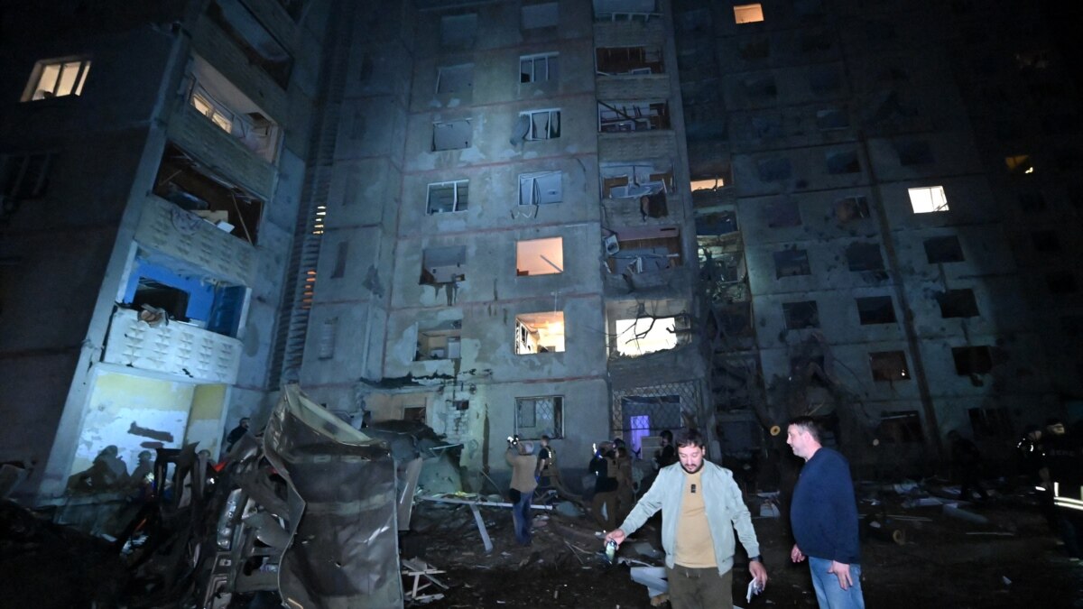 Više od 20 ranjenih u ruskom napadu na stambene zgrade u Harkivu