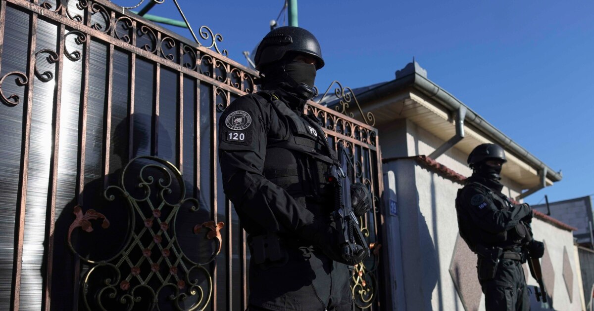 Parchetul General: 7.000 de persoane născute în Rusia, Ucraina, R ...