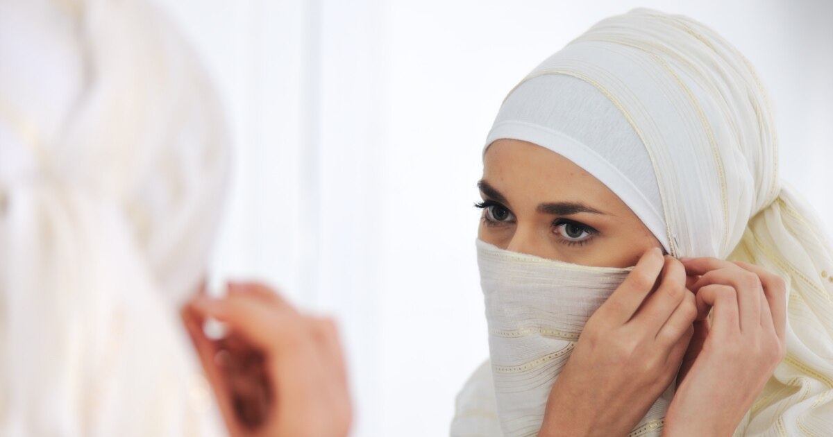 Rekomandime për lejimin e bartjes së simboleve fetare