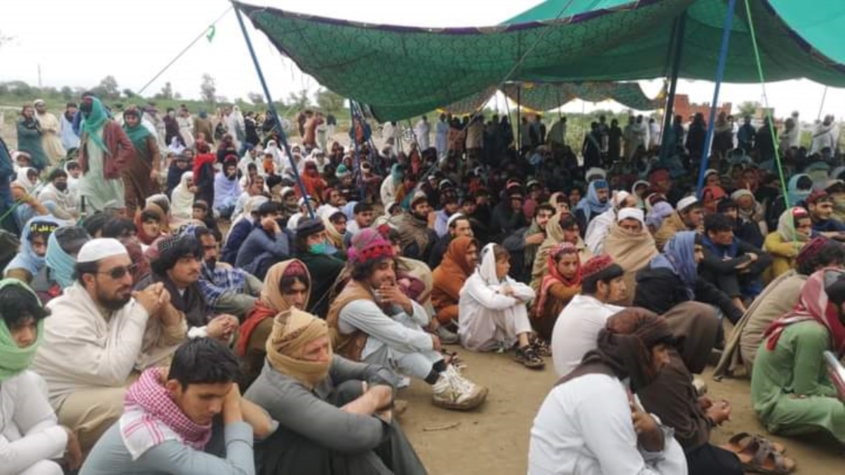 Roadblock Erected As Anger Boils Over After Teen Killings In Northwest ...