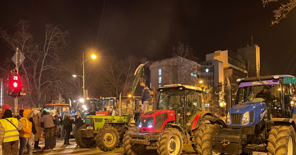 Protestatarii sârbi marchează trei luni de la tragedia de la Novi Sad ...