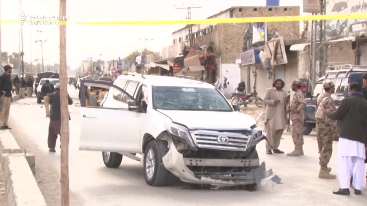 Suicide Bomber Kills Four, Injures 22 In Southwest Pakistan