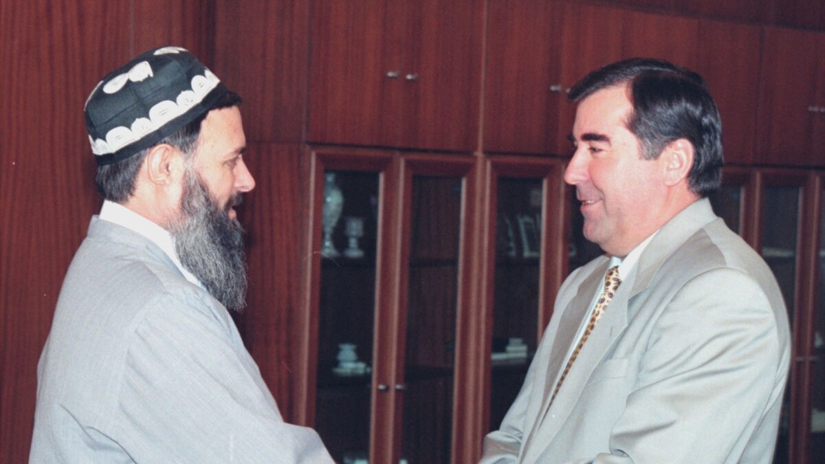 Tajik Opposition Leader Said Abdullo Nuri Dies