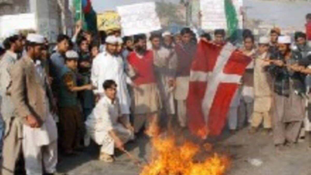 As Cartoon Row Flares, Campaign Urges 'Buy Danish'