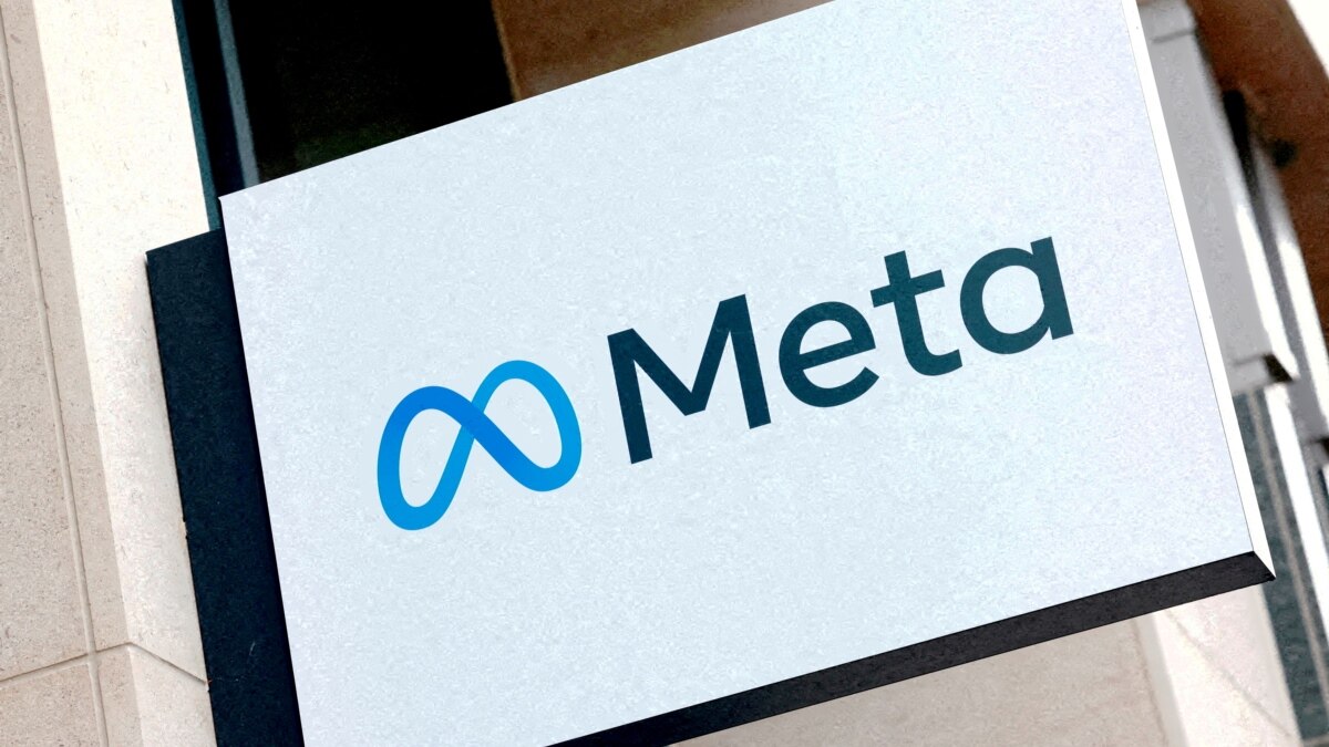 В России МВД заочно арестовало пресс секретаря Meta Энди Стоуна