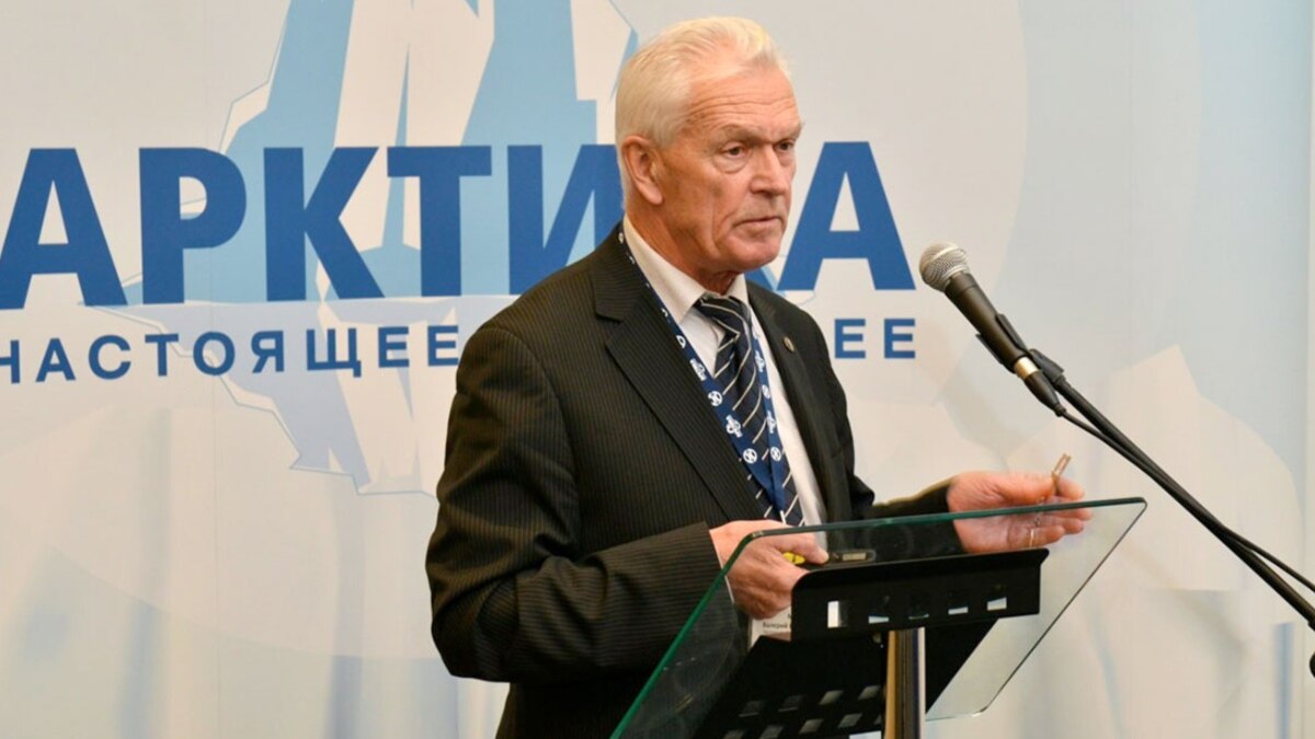 Russian Scientist Charged With Treason Dies While Under House Arrest